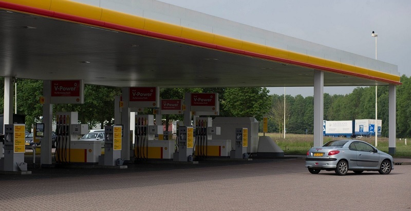 Nederland Elektrisch - Foto van de week | Shell installeert snelladers ...
